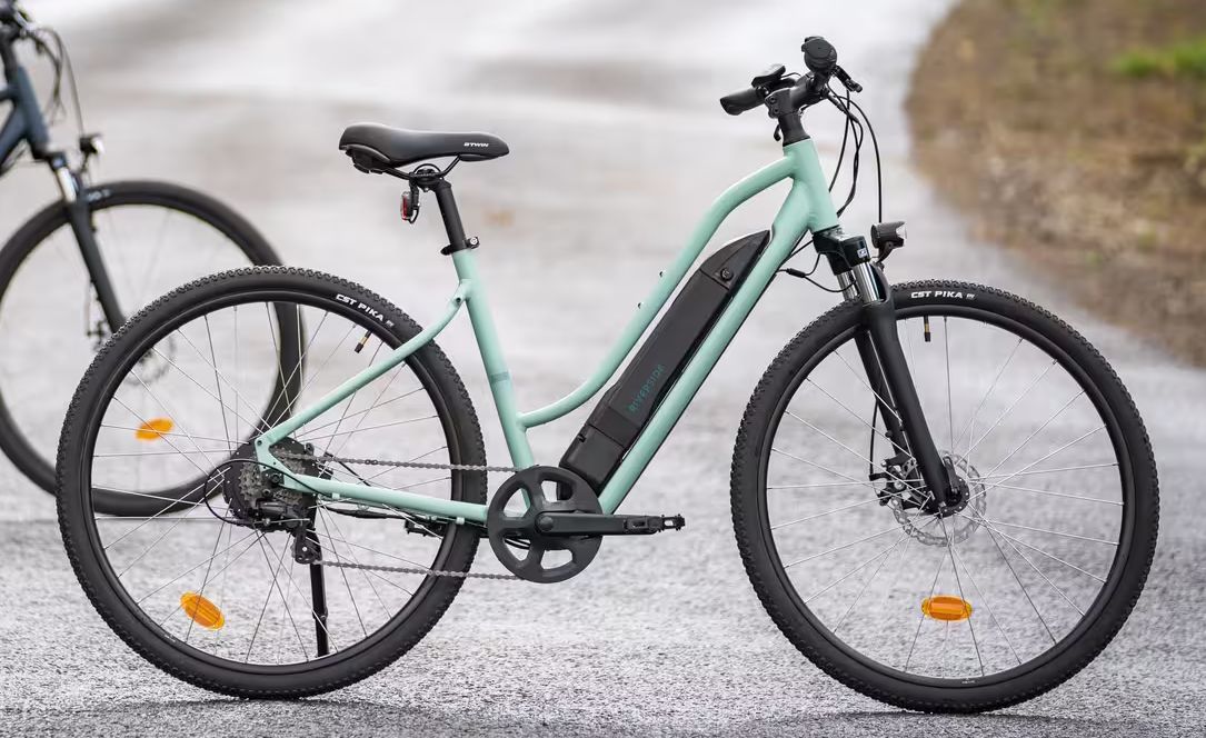 Quel VTC Électrique pour Femme Choisir ? TOP 6 des Modèles de 1000 à 3000€